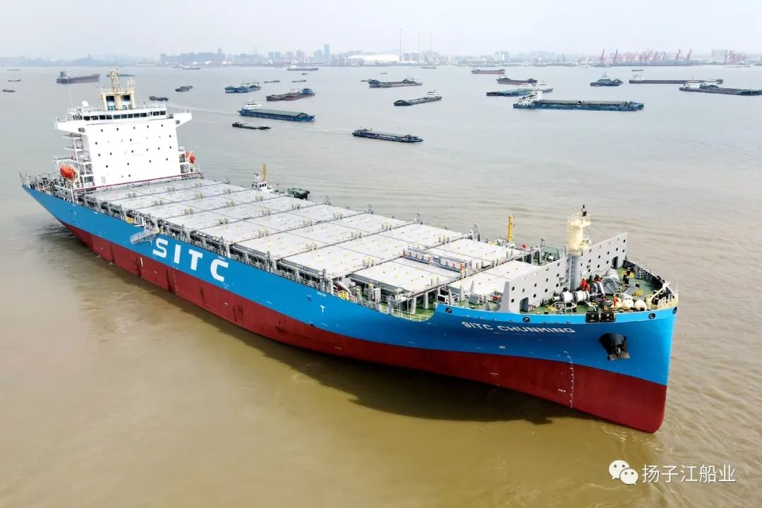 交付离厂：海丰国际2600TEU集装箱船“SITC CHUNMING”轮